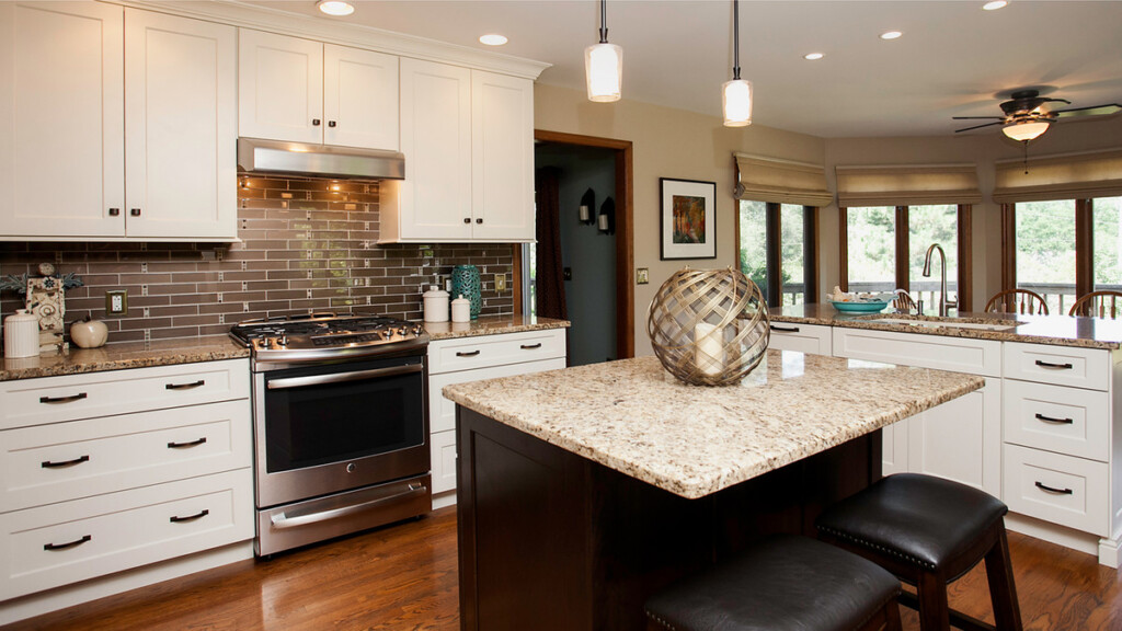 Open & Inviting Kitchen Design